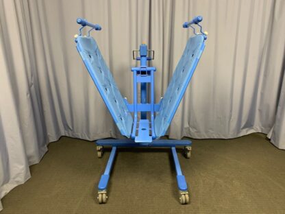 Arjo Bolero Manual Height Adjustable Shower Bathing Bath Trolley ...